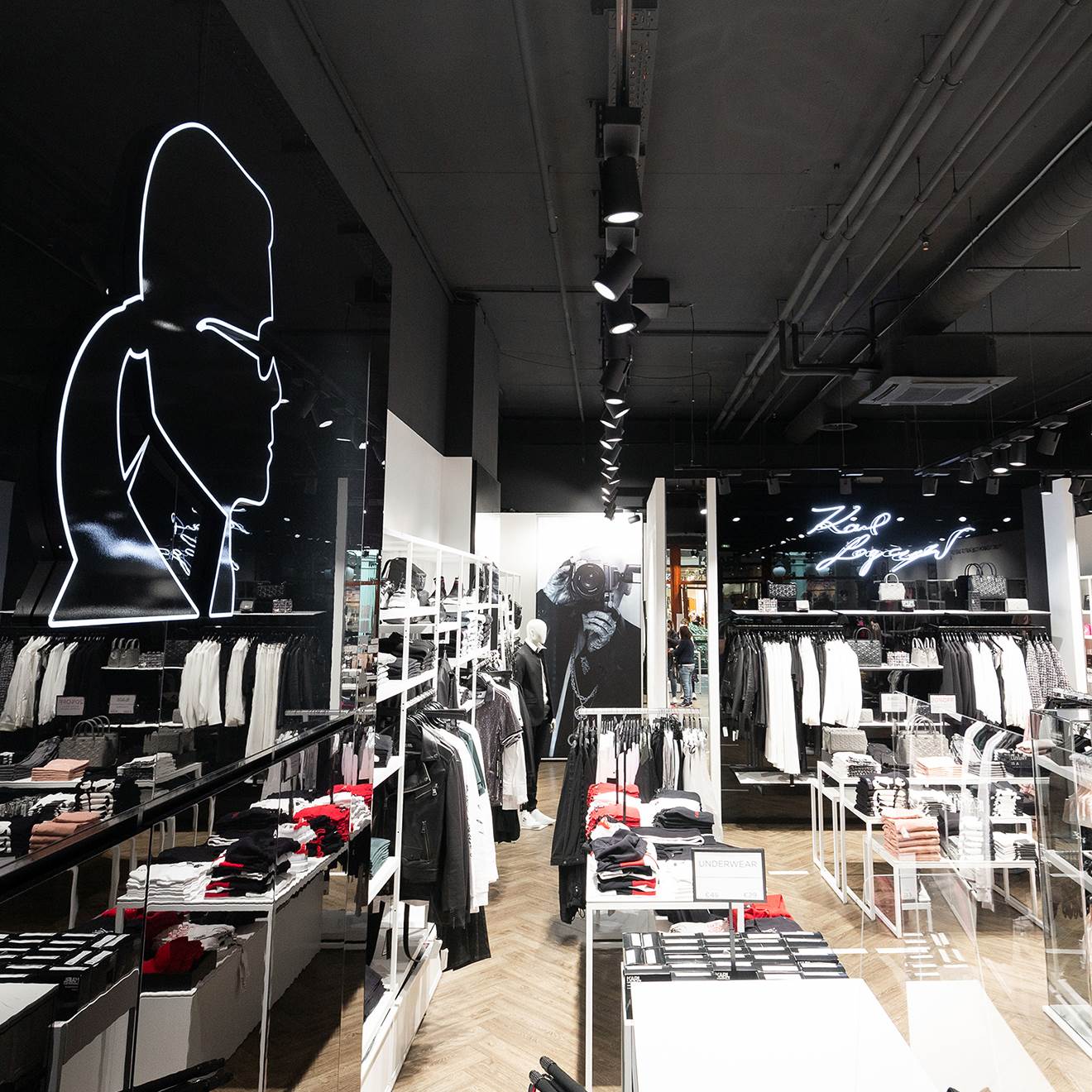 Karl Lagerfeld | Designer Outlet Salzburg | McArthurGlen