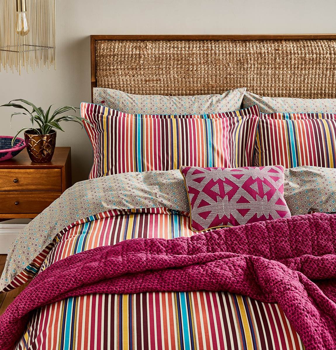 Bedeck Outlet Ashford | McArthurGlen