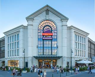 mccarthy designer outlet