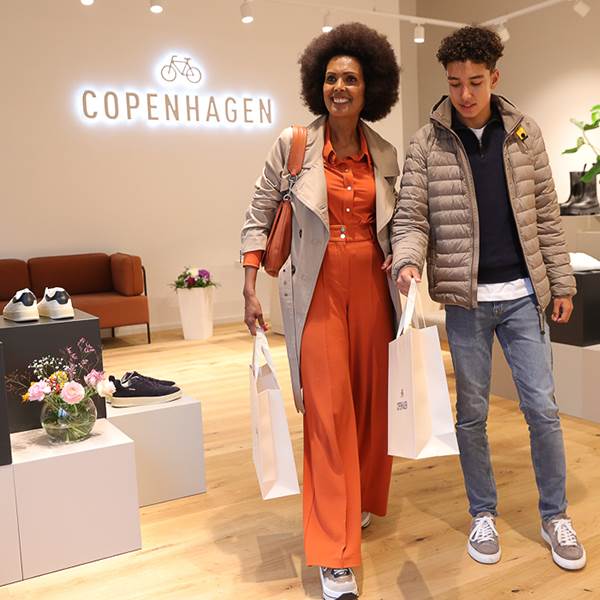 Designer Outlet Ochtrup | Bis zu 70% günstiger als UVP | McArthurGlen