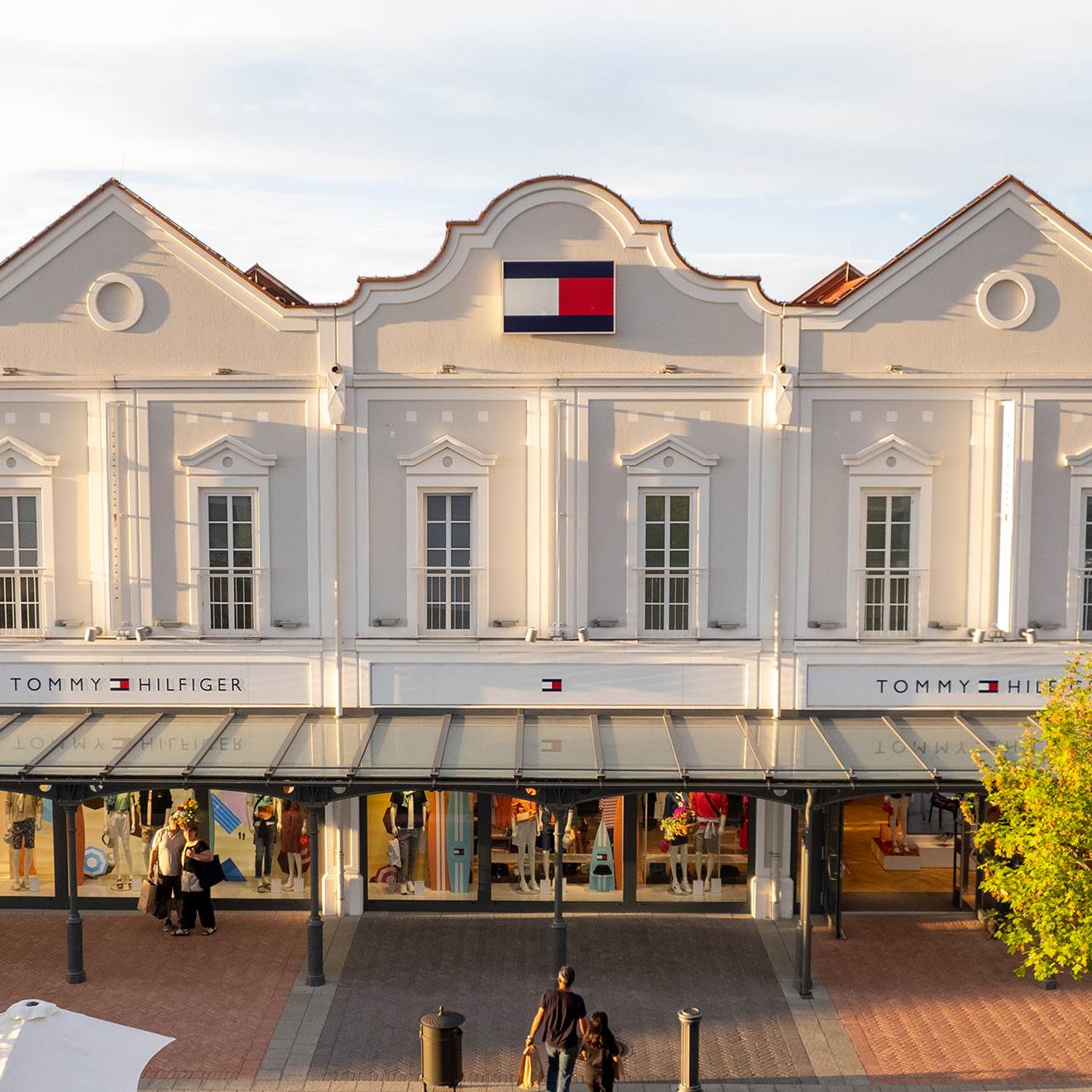 Designer Outlet Parndorf | Up to 70% Less | McArthurGlen