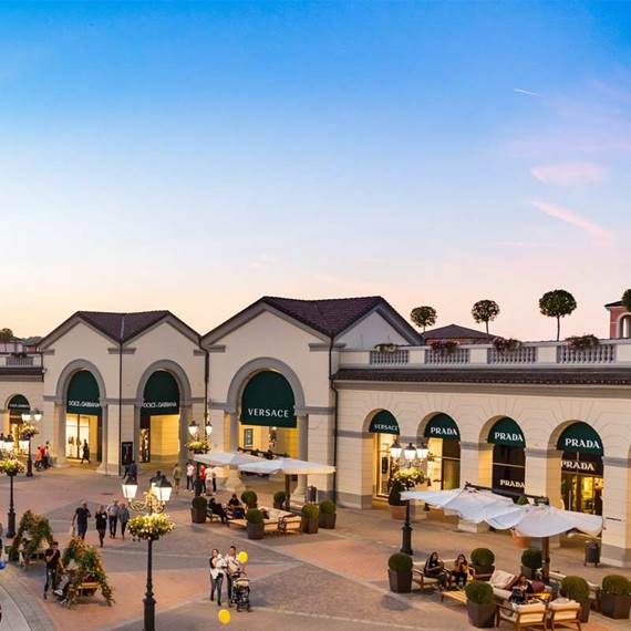 Serravalle Designer Outlet | Le plus grand Designer Outlet d'Europe.